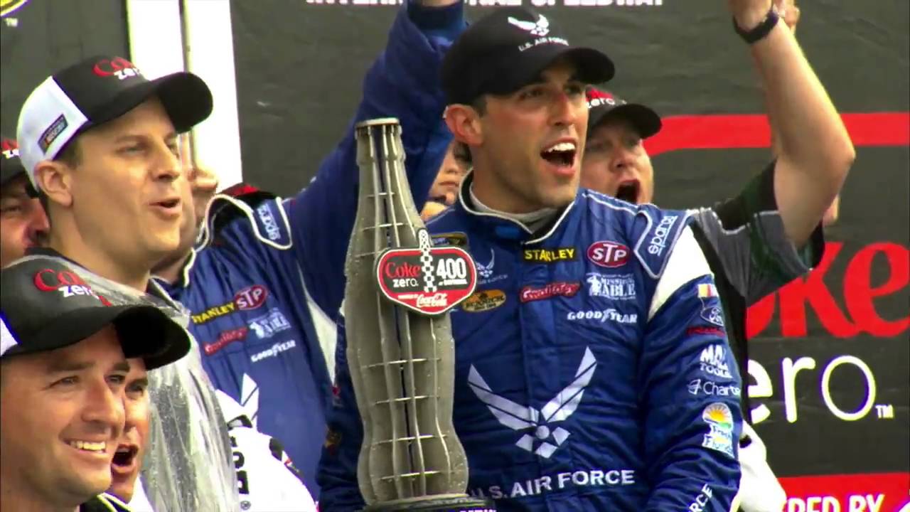 NASCAR TE MUEVE INTERVIEWS STAR LATINO DRIVERS - YouTube