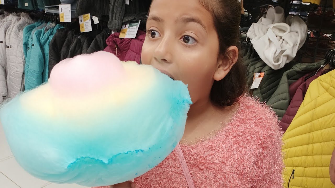 yummmmmyy🥰🥰 colourful cottton candy#kids favourite cotton candy#play ...
