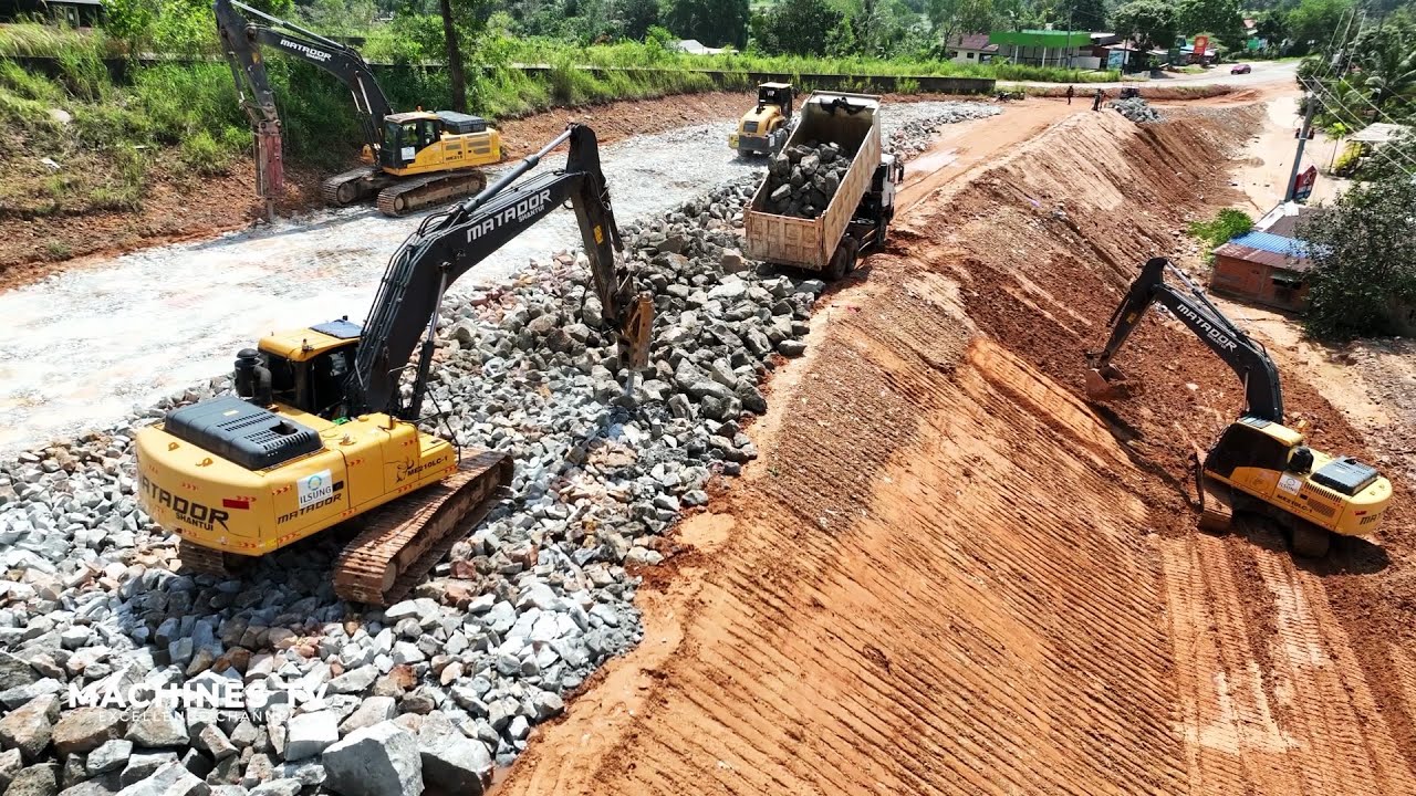 Innovative Technology Deep Side Road Slope Building Excavator Spreading ...