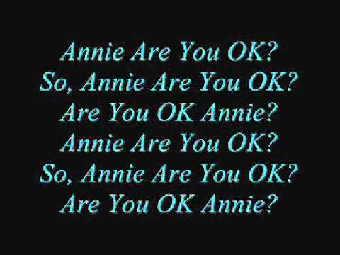 Michael Jackson - smooth criminal [LYRICS+MP3 DOWNLOAD]