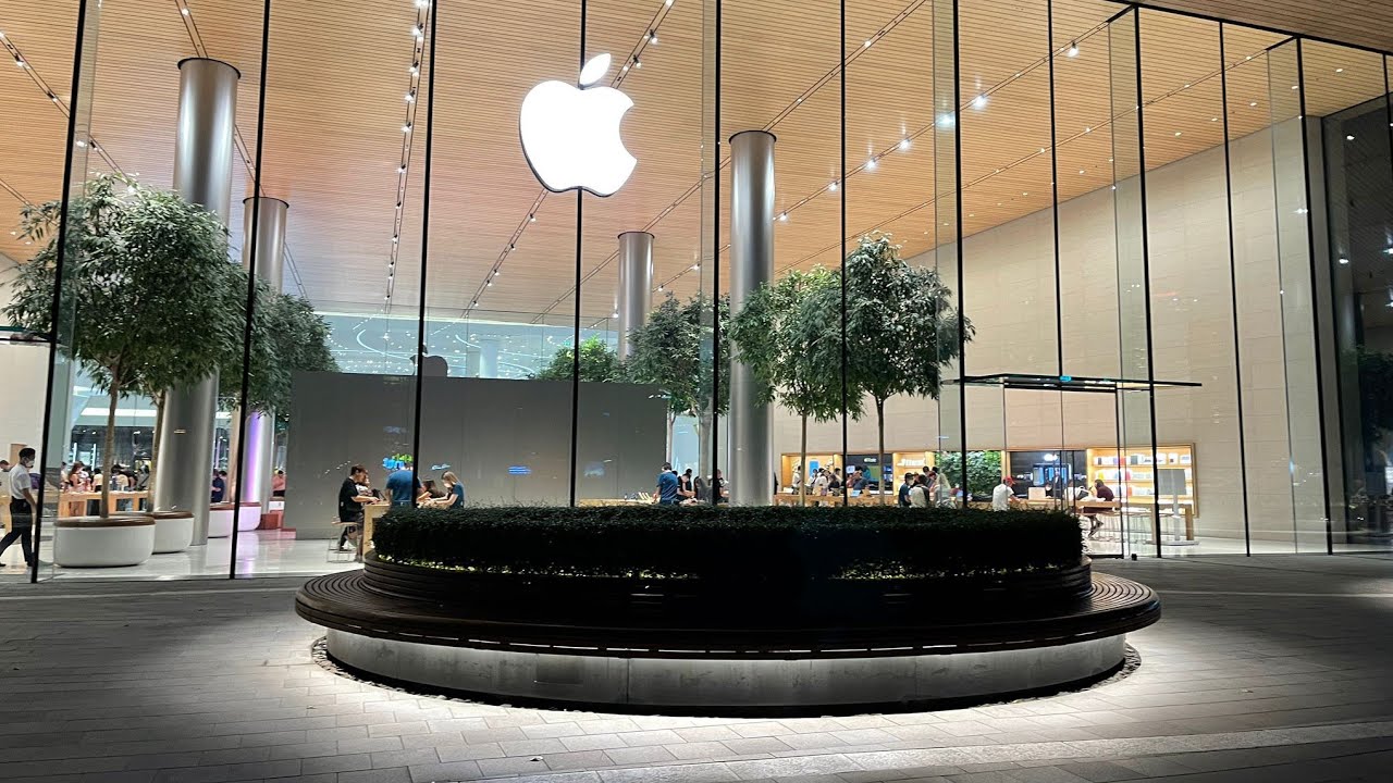 Going to check out Iphone 15 pro max at Apple Store Iconsiam Bangkok ...