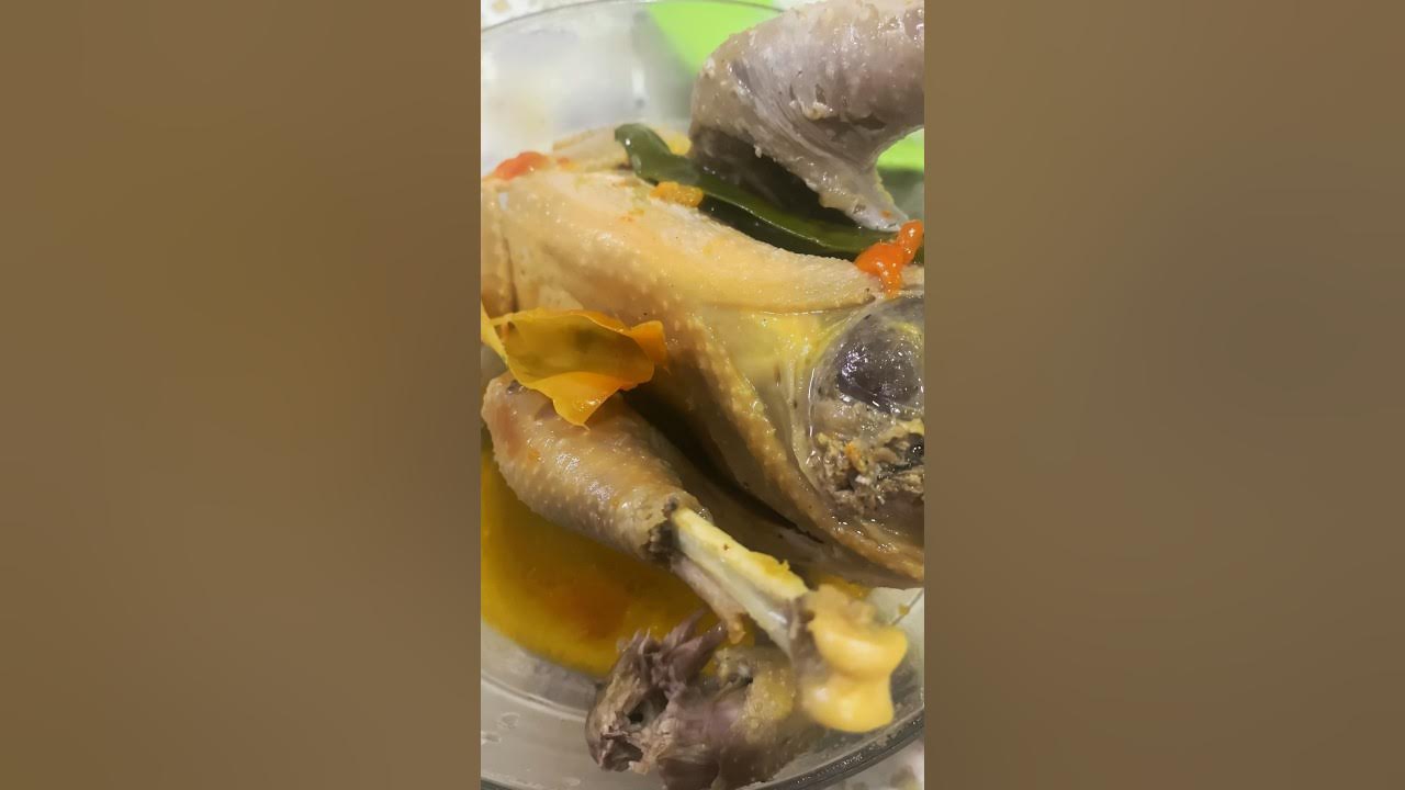 Tinolang buong manok bisaya - YouTube