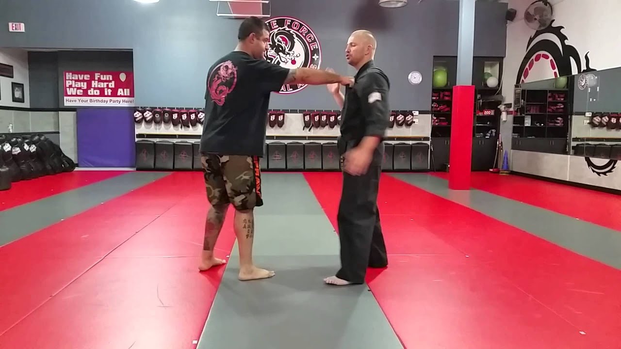 Single Lapel Grab Defense BJJ Variations - YouTube