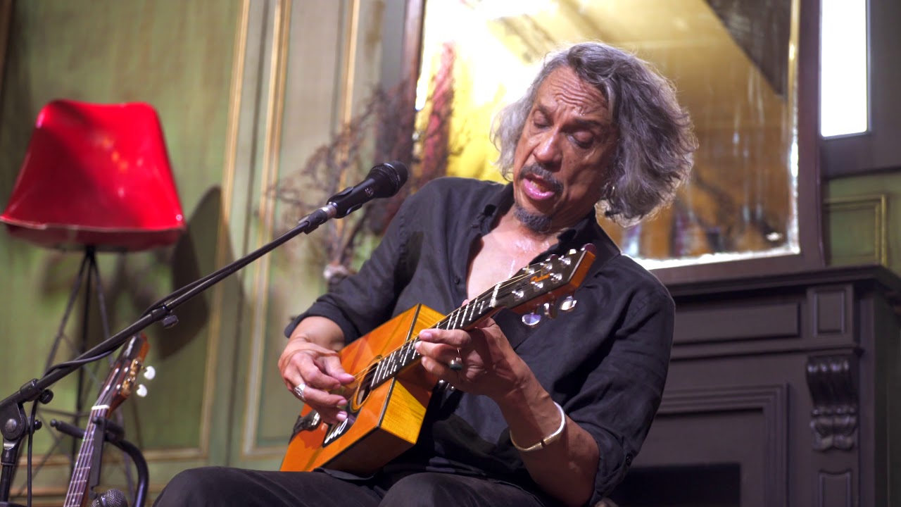 TAO RAVAO & VINCENT BUCHER - Ranovelo - YouTube
