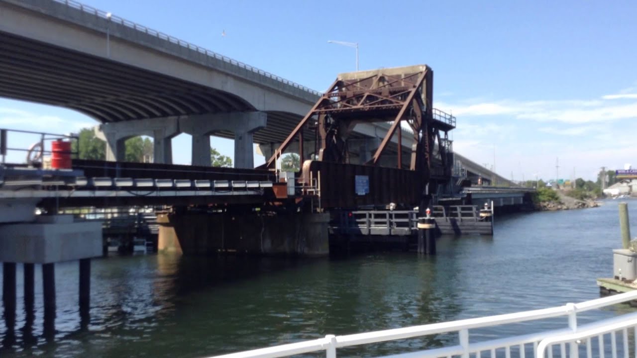 NJ Transit Shark Rail Drawbridge - YouTube