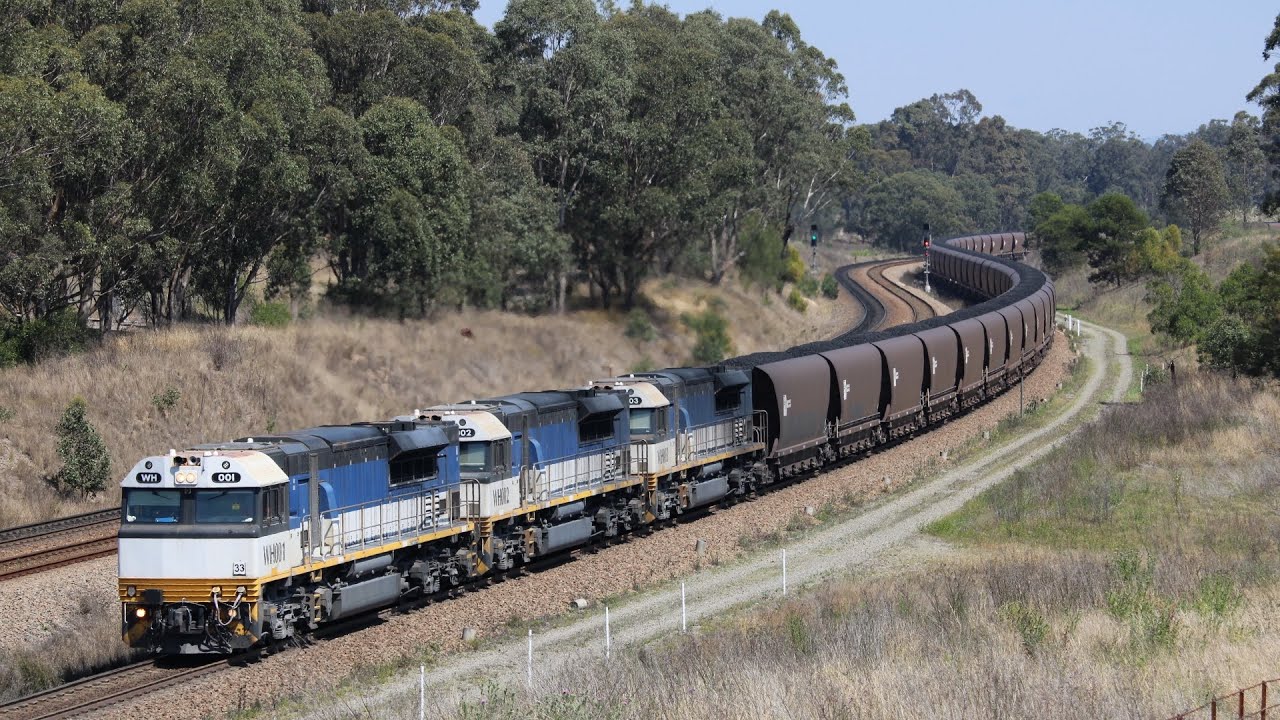 Vlog 329: Various Trainspotting & Rare Sights Part 7 - YouTube