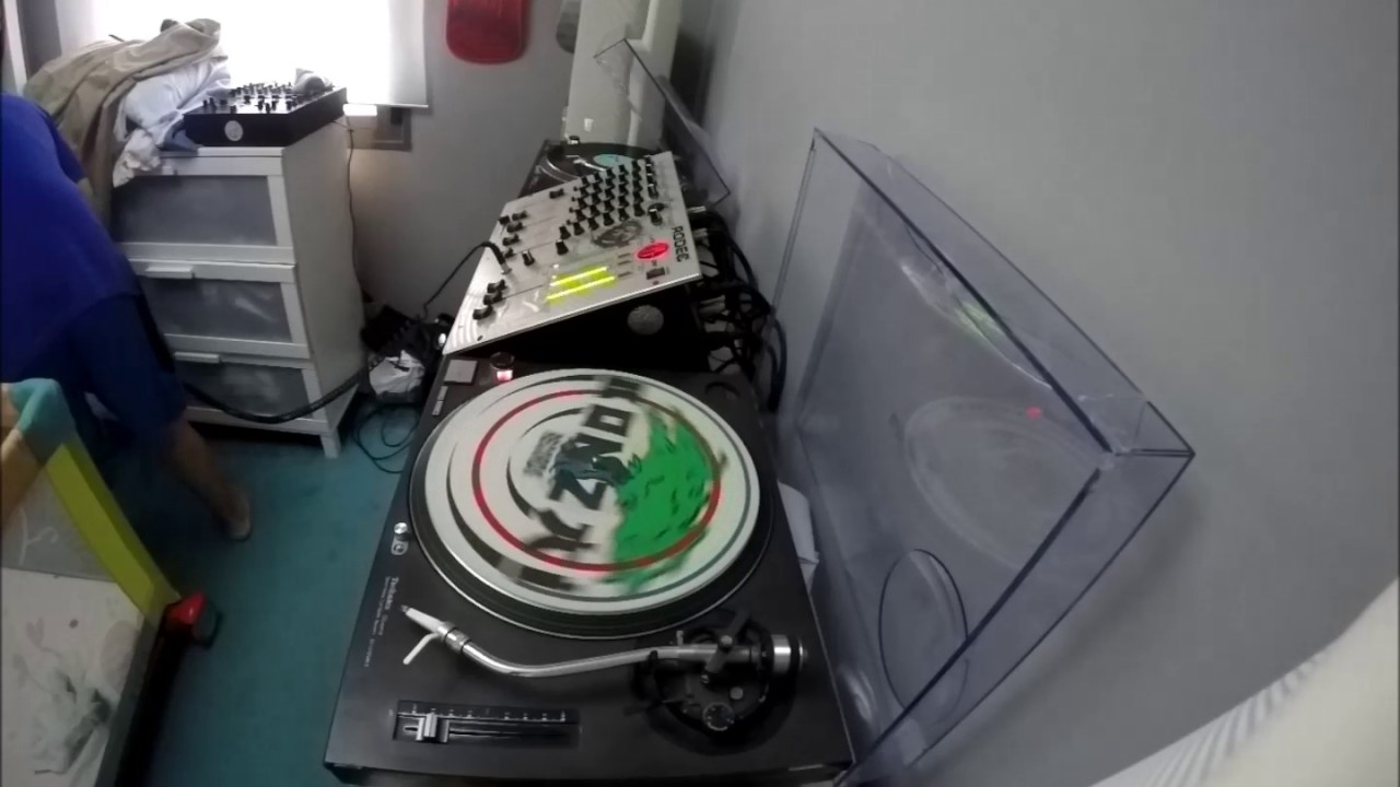 EBM , NEW BEAT, TECHNO VINYL SET - YouTube