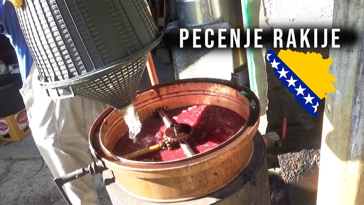 Pecenje Rakije - Zivot na Selu (Bosna i Hercegovina) - YouTube