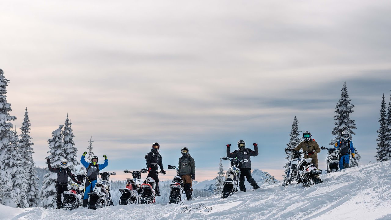 Snowbiking in British Columbia | Another day in paradise - YouTube