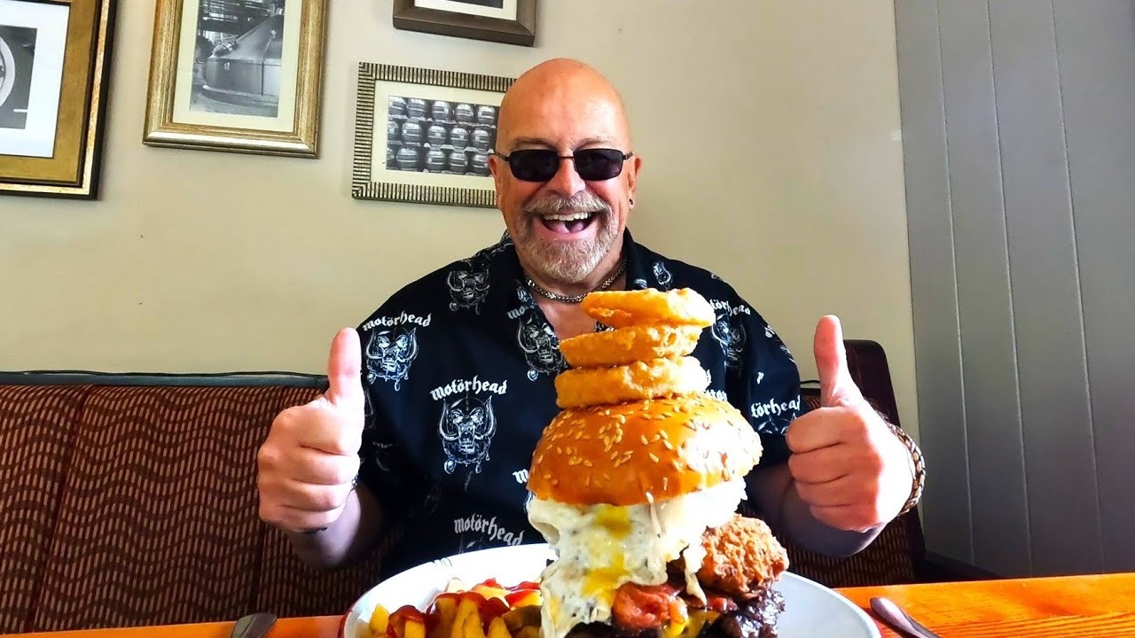 Death By Burger - The Big Daddy Burger Review - YouTube