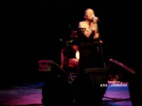 3ally Tgharrab دنيا مسعود Donia Massoud - YouTube