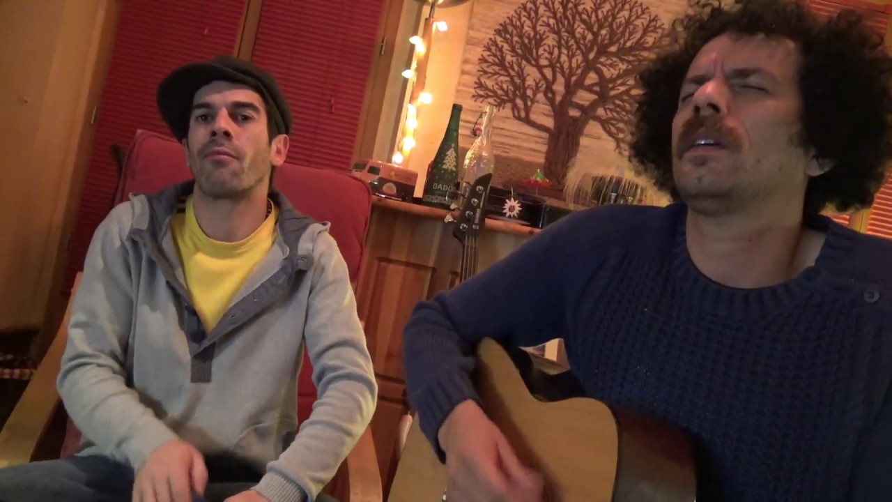 Rodrigo Amarante - Tuyo (Narcos Theme Song) - YouTube