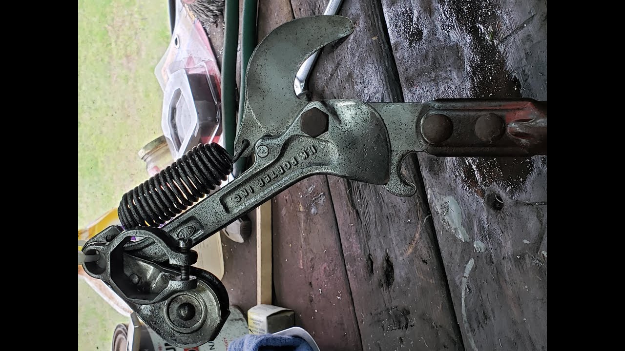 HK Porter Pole Pruner Freshen up - YouTube