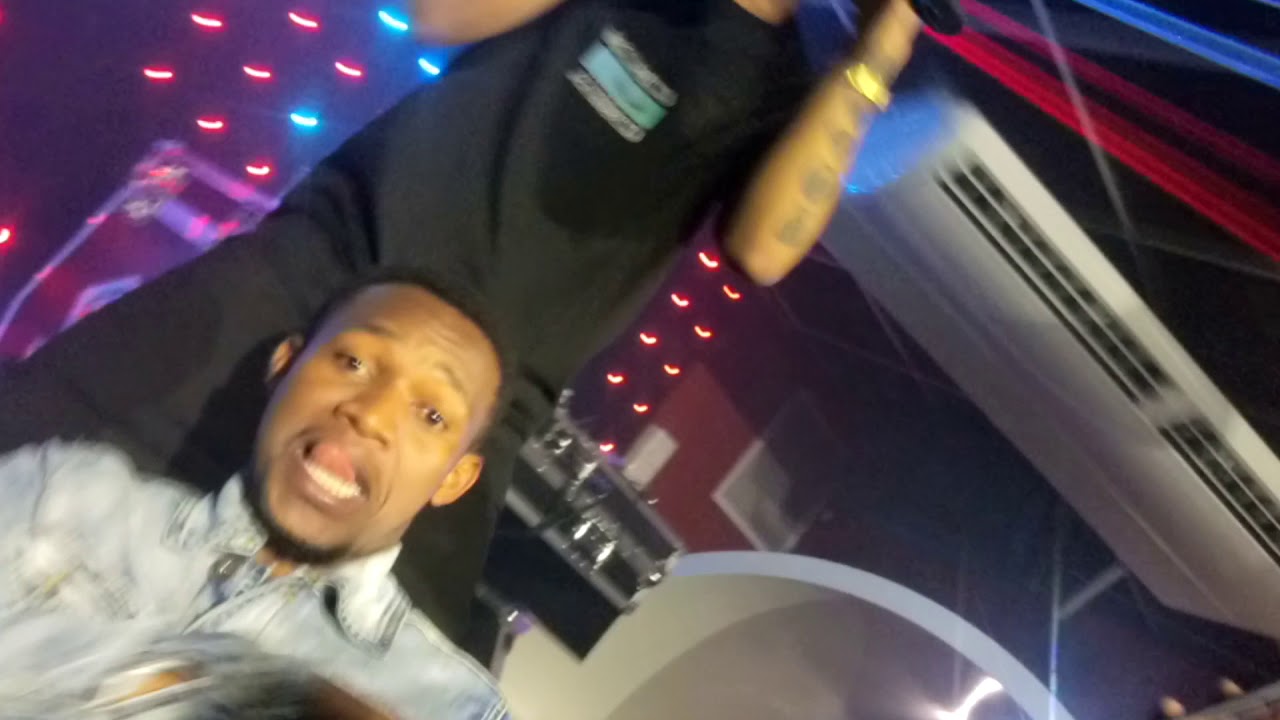 Areece Live at Vacca Matta on Florida, DBN - YouTube