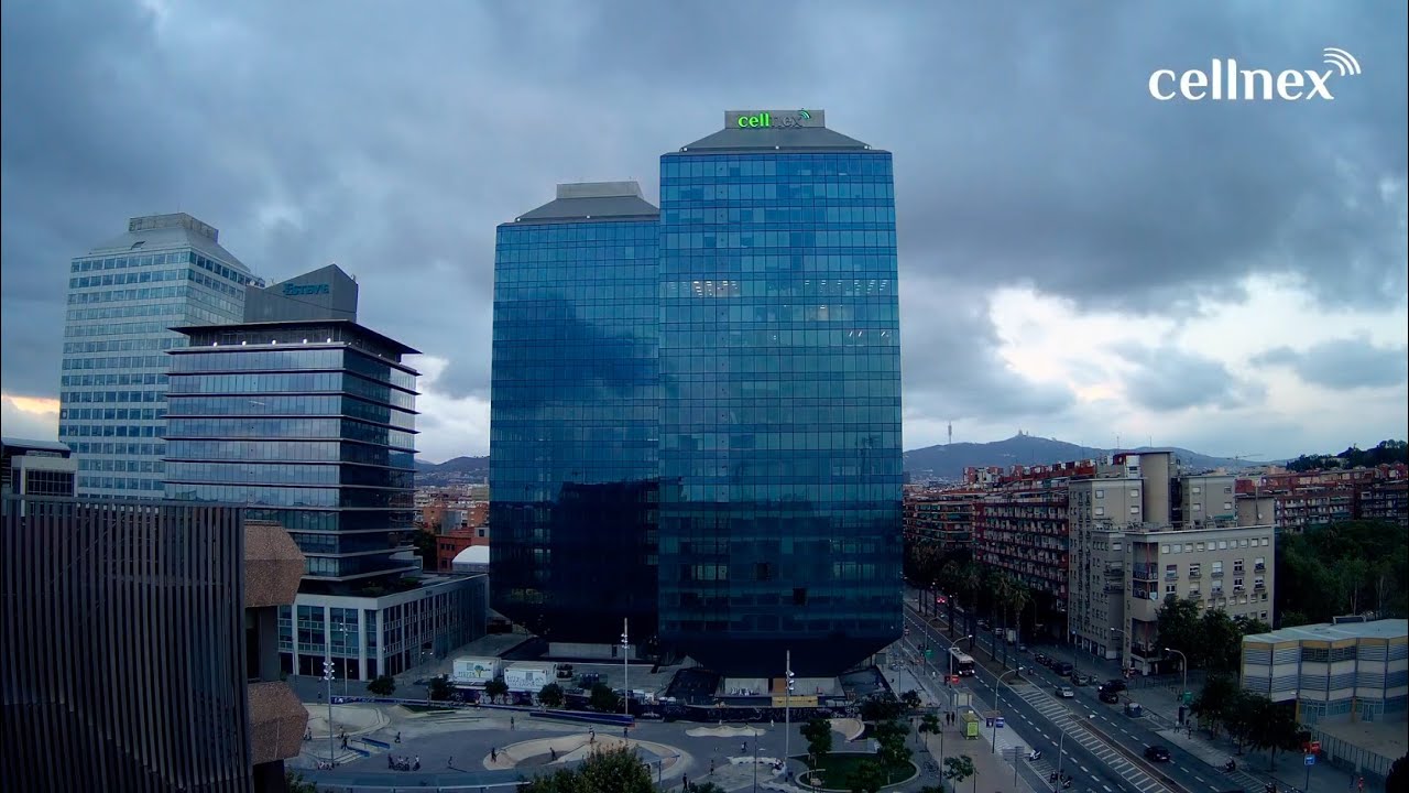 Cellnex headquarters at Barcelona relocates to a new building - YouTube