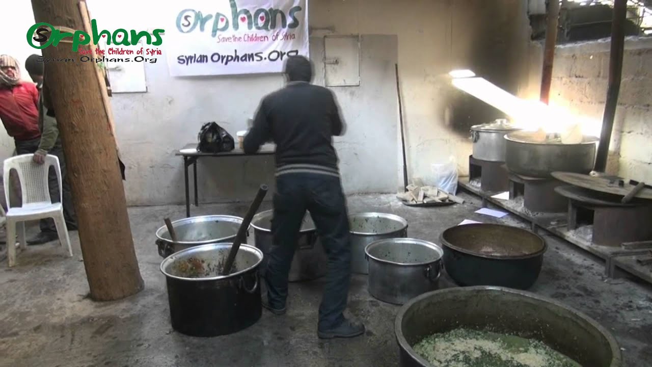 Soup Kitchen in Reef Damascus - YouTube