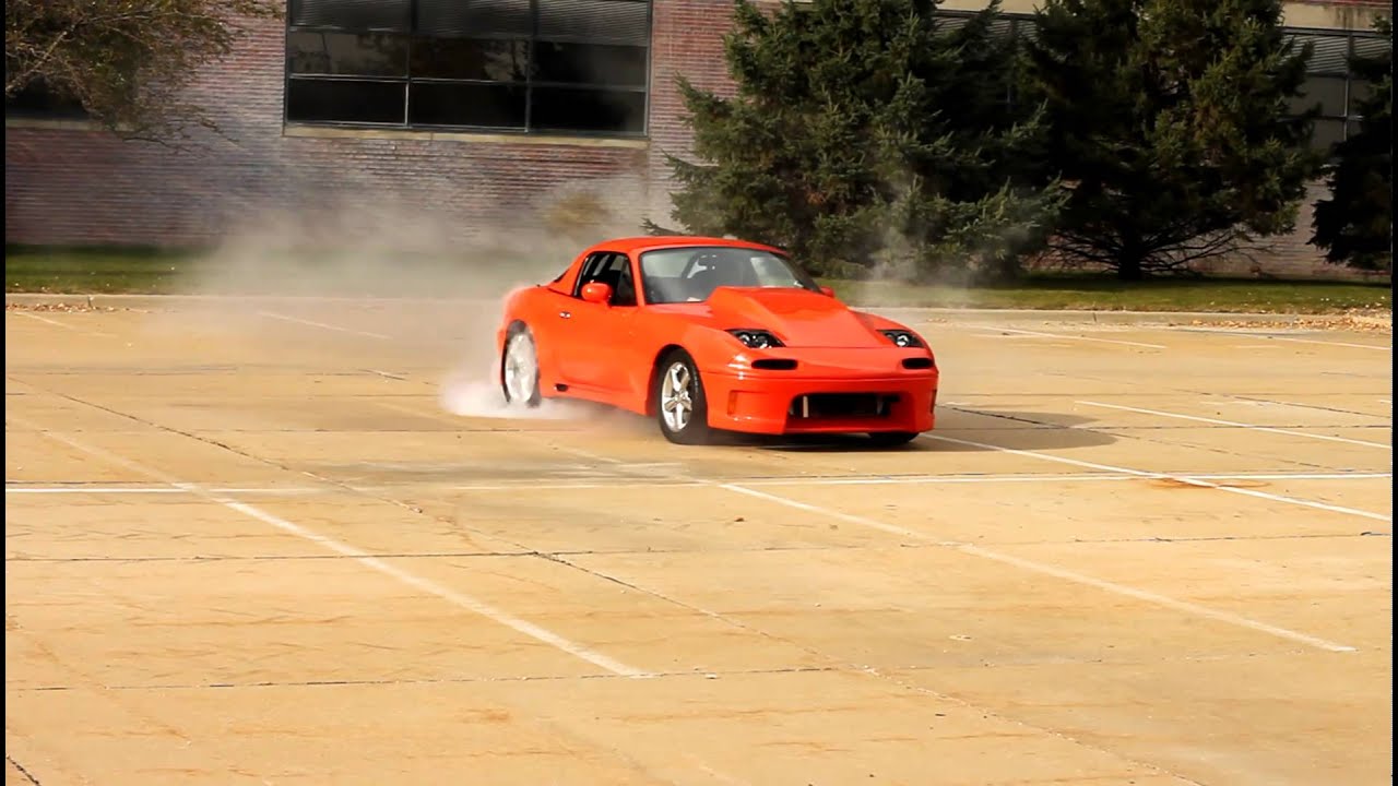 V8 miata burnout - YouTube