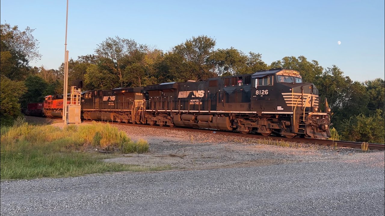 NS 224 Westbound in the Golden Light at Fairfield, IL - August 27, 2023 - YouTube