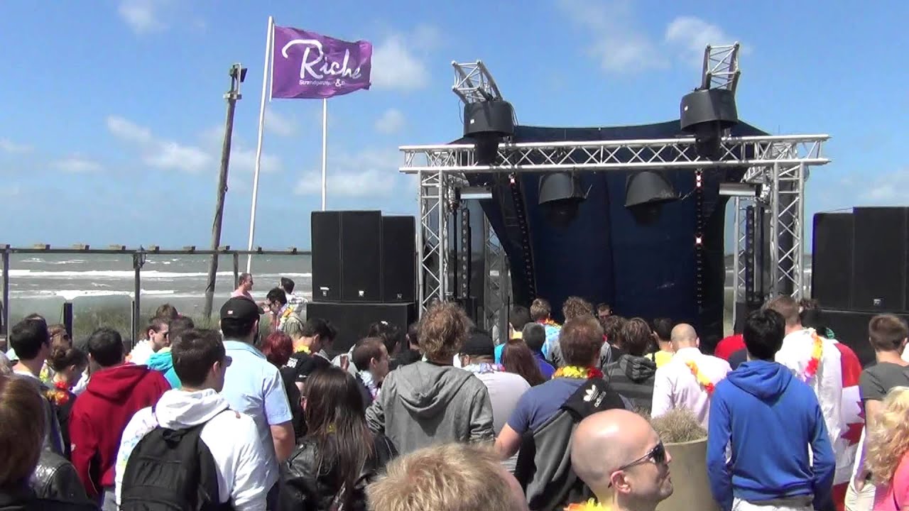 ESTIVA LIVE DJ SET @ LUMINOSITY BEACH FESTIVAL (23-06-2012) - BEACHCLUB ...