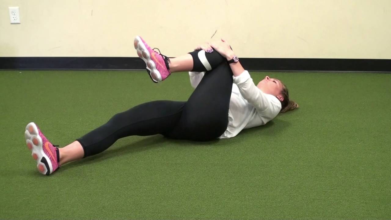 Supine External Hip Rotator Stretch - YouTube