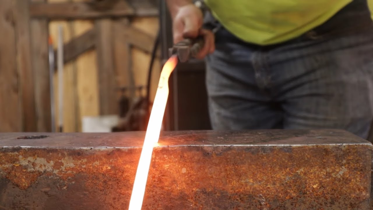 Forging A Mini Drawknife From Scrap Steel - YouTube