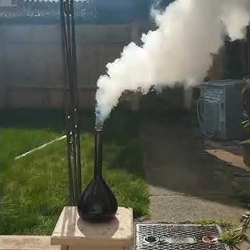 Sugar + Sulfuric Acid = Chemical Reaction - YouTube