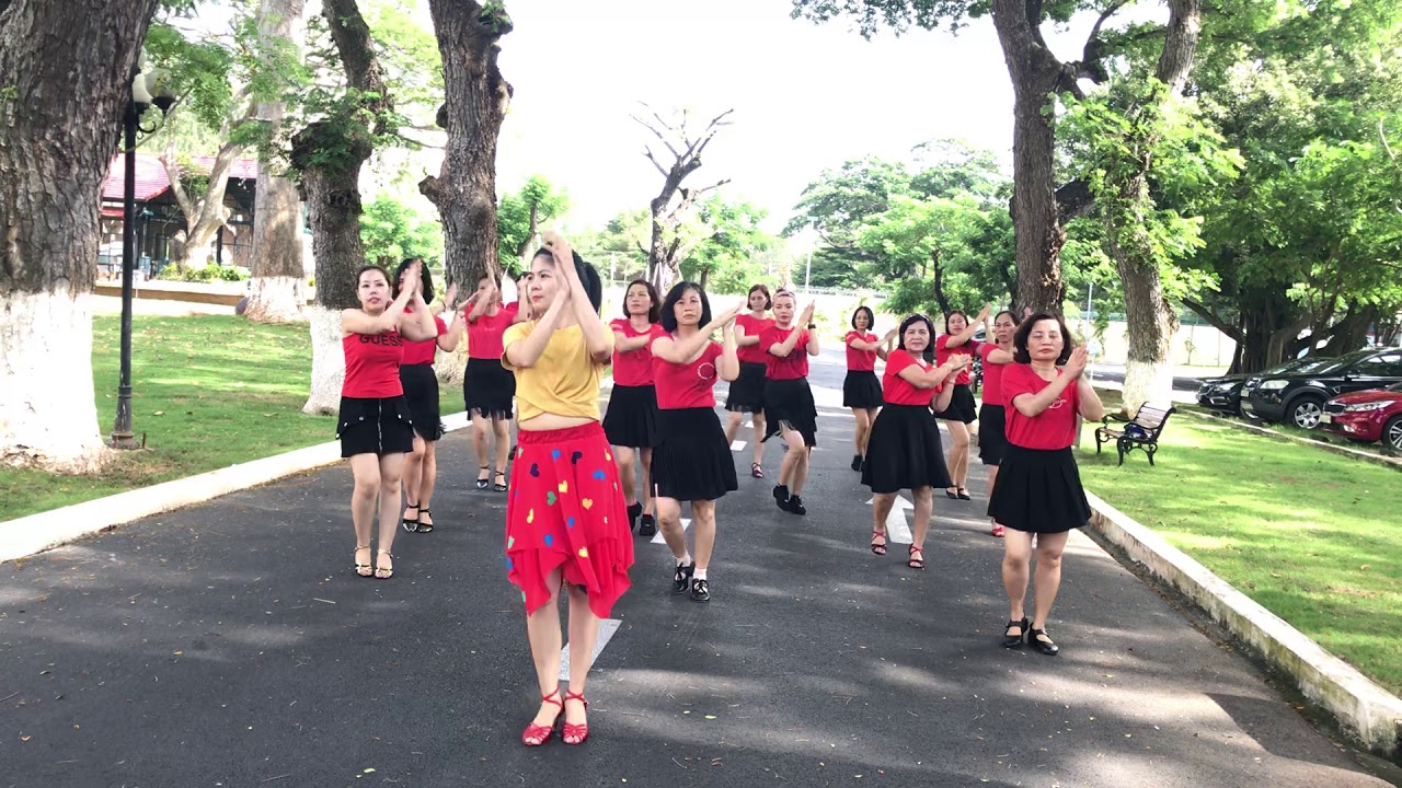 Touch by touch line dance - Vy's Linedance - YouTube