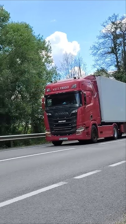truckspotting RO (sequence from a video) - YouTube