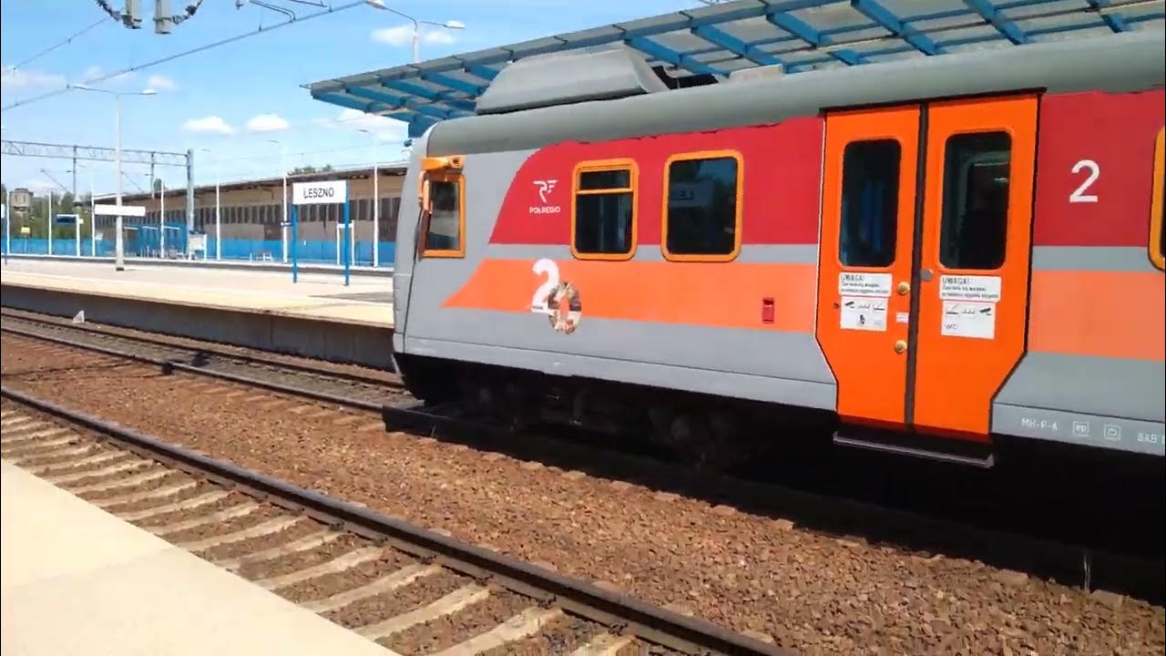 pociąg polregio na stacji Leszno - YouTube