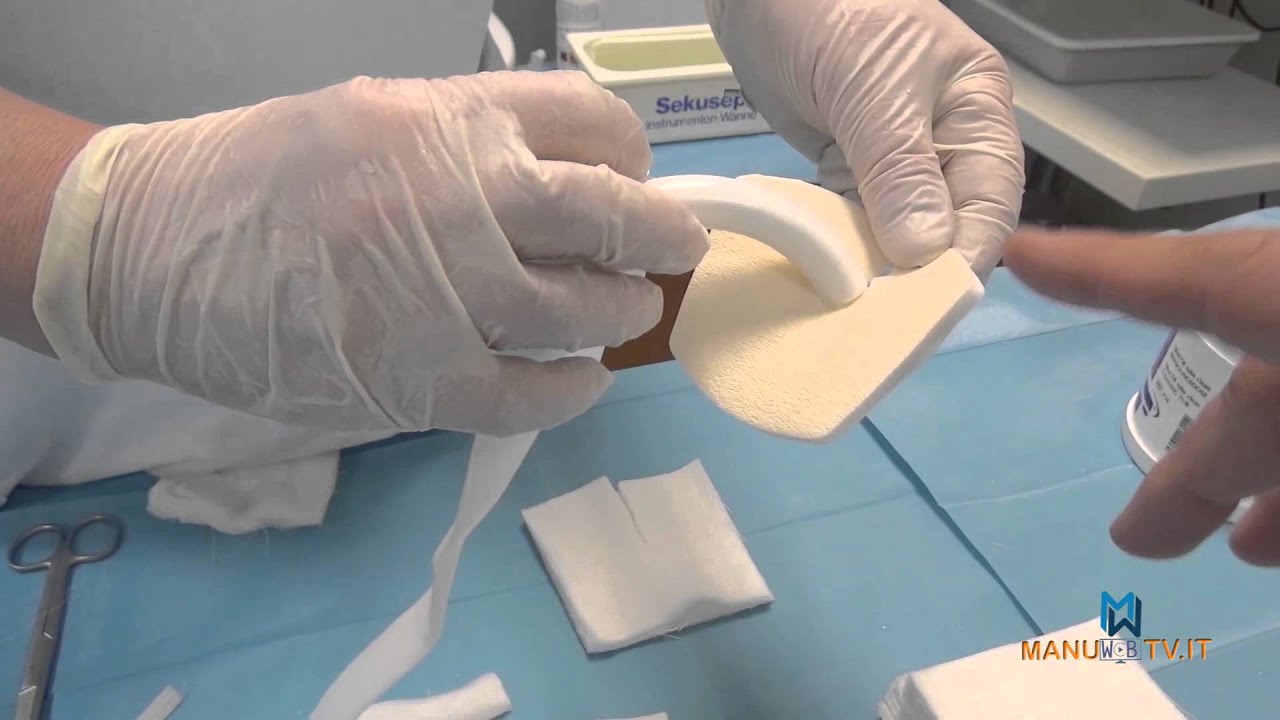 Pulizia della CANNULA nella Laringectomia totale - YouTube