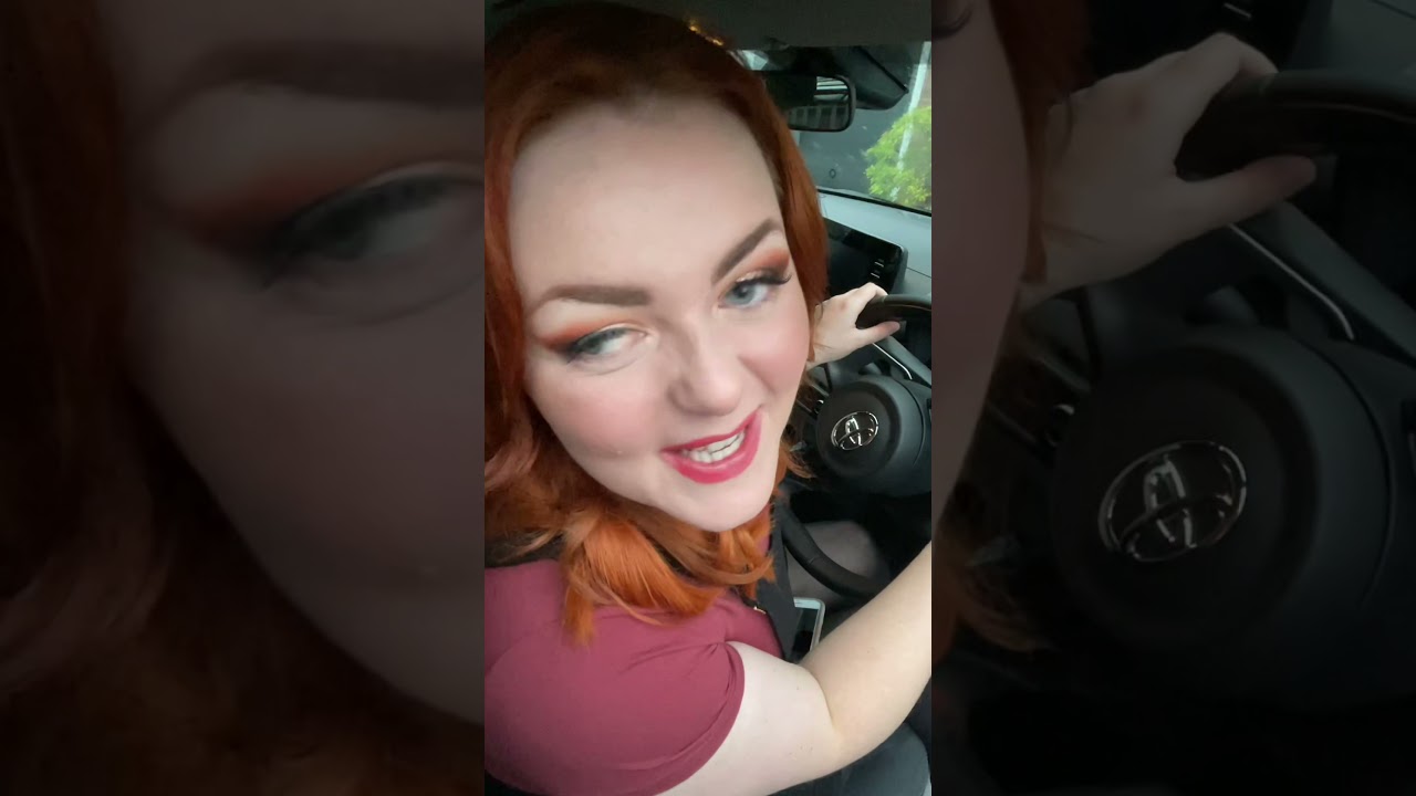 How Does A Blind Girl Drive? - YouTube