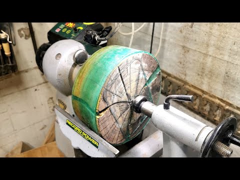 Quantastic Green Epoxy Resin Bowl - YouTube