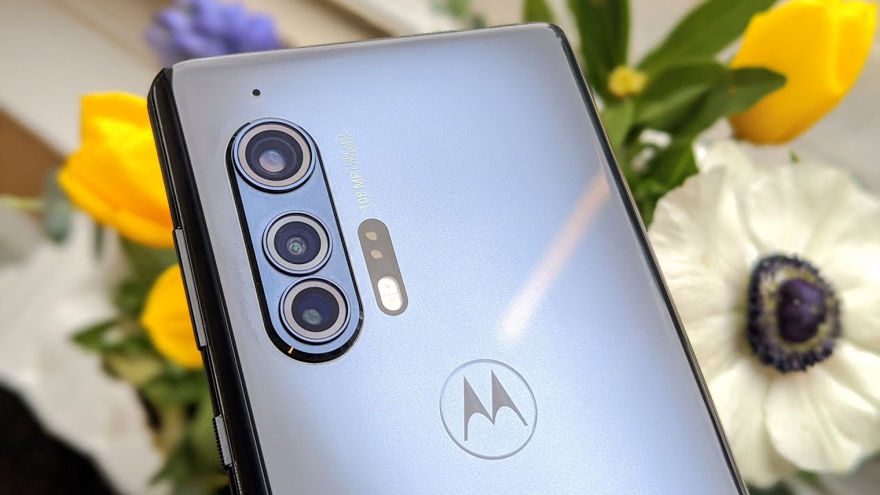 Moto Edge+ hands-on: all the specs for $999! - YouTube