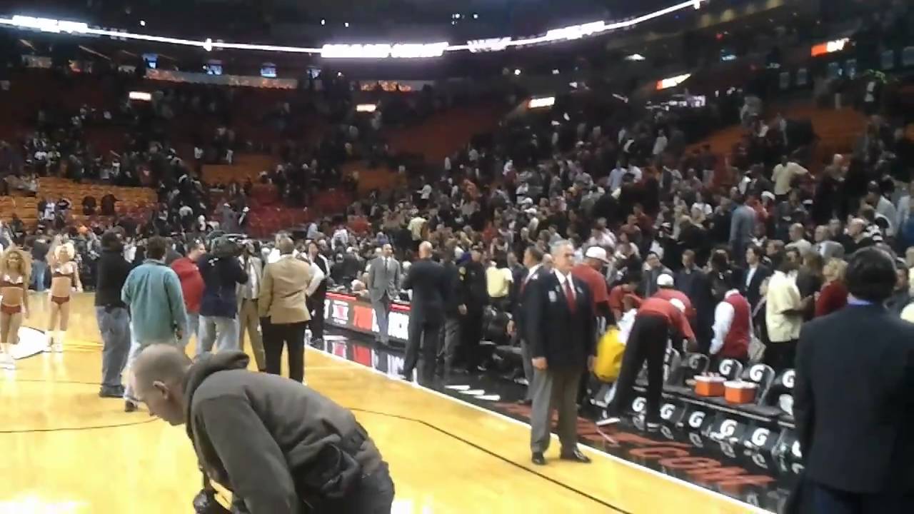 Miami Heat vs Cleveland Cavaliers Front Row - YouTube