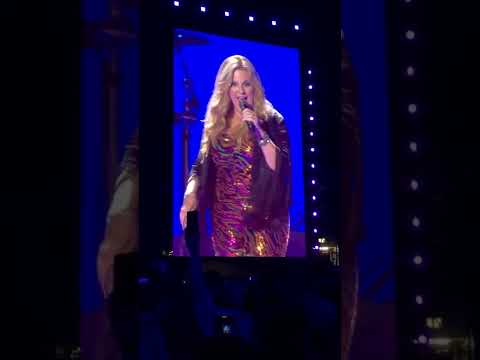 Garth Brooks & Trisha Yearwood, Shallow, Live Croke Park, Dublin ...
