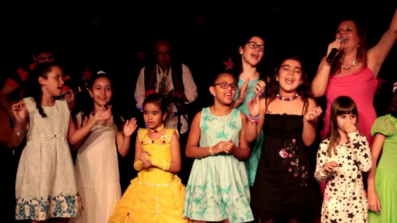 Festival de Talentos CLM Kids - Girlene Bastos - YouTube