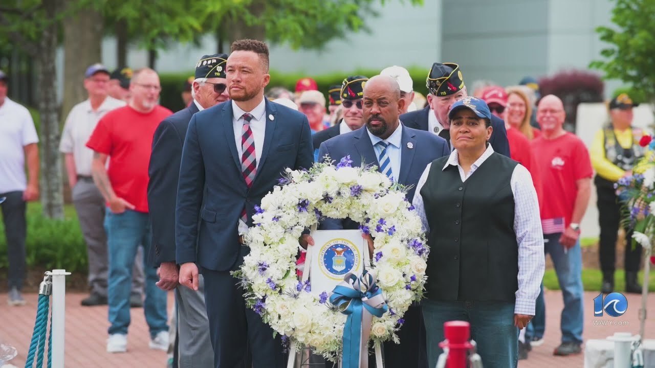 A different type of honor on this Memorial Day - YouTube