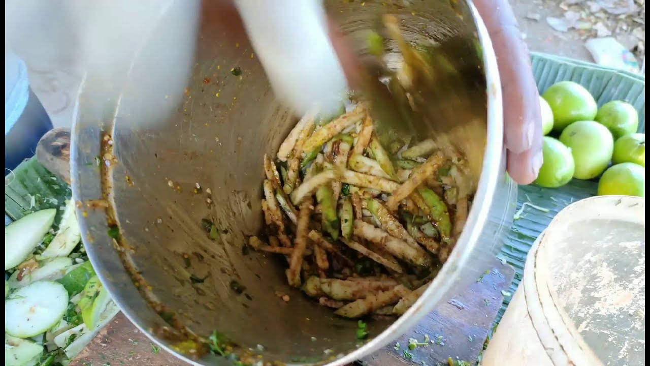 Tasty Masala Green Guava Chaat | Indian Street food - YouTube