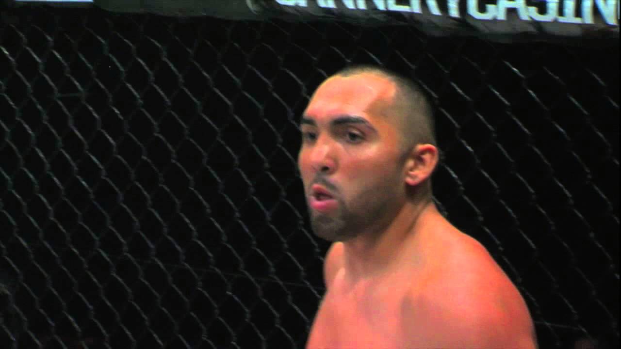 Lee Cordova vs Elijah Harris - YouTube