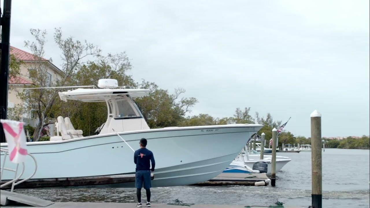 PORT 32 Naples Boat Rentals - YouTube