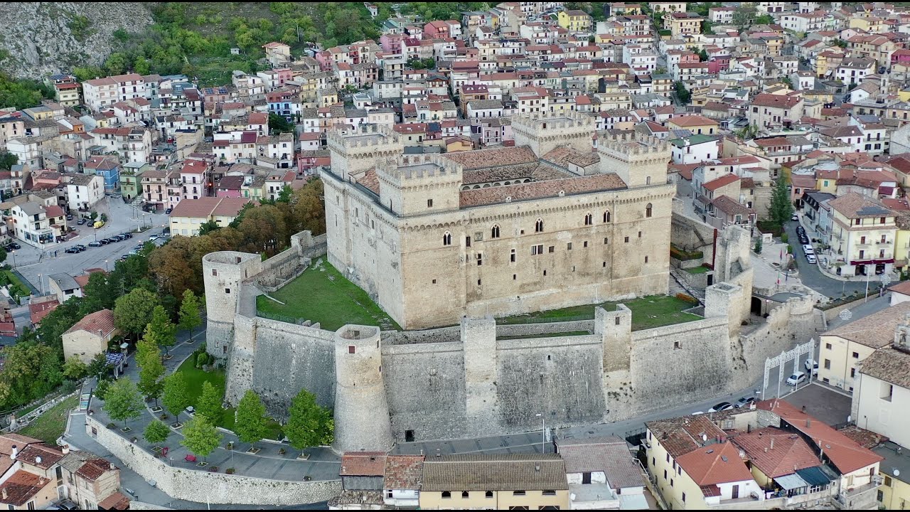 IL CASTELLO DI CELANO NON HA UNA LEGGENDA, BENSI UNA STORIA VERA ...