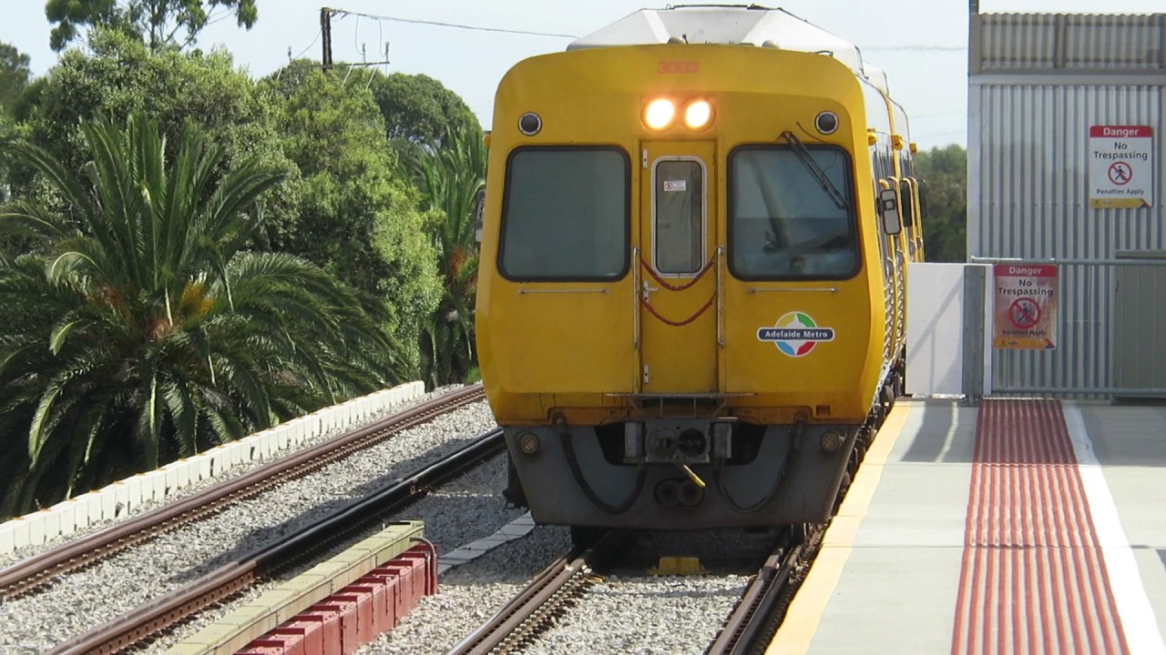3000 Class Train arriving at Port Adelaide Station - YouTube