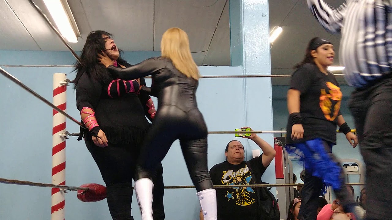 GOYA KONG Y SKADI VS. TIFFANY Y MARY APACHE !!! - YouTube
