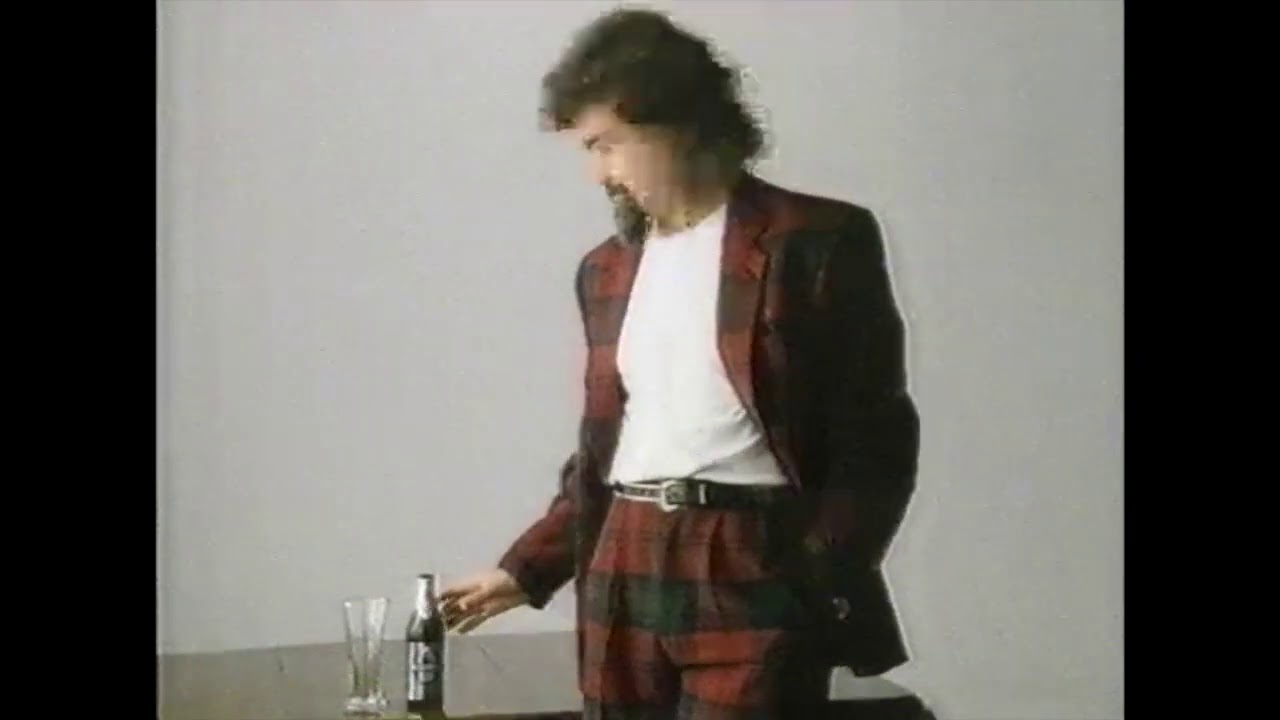1986 Billy Connolly TV ad "Kaliber Brewed by Guinness" - YouTube