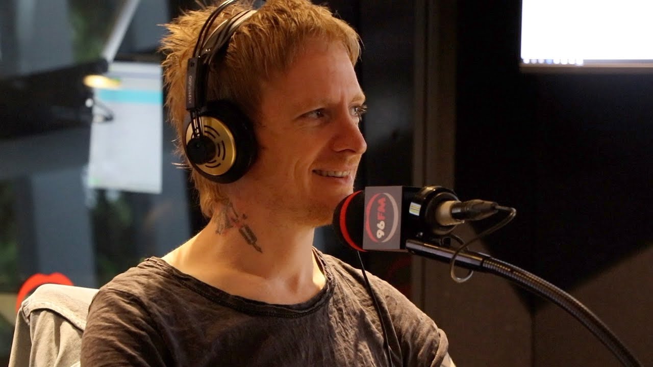 Jon Pinder learns about "Un-Coupling" - YouTube