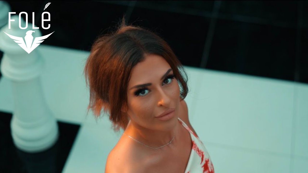 Donique - Aj (Official Video) - YouTube