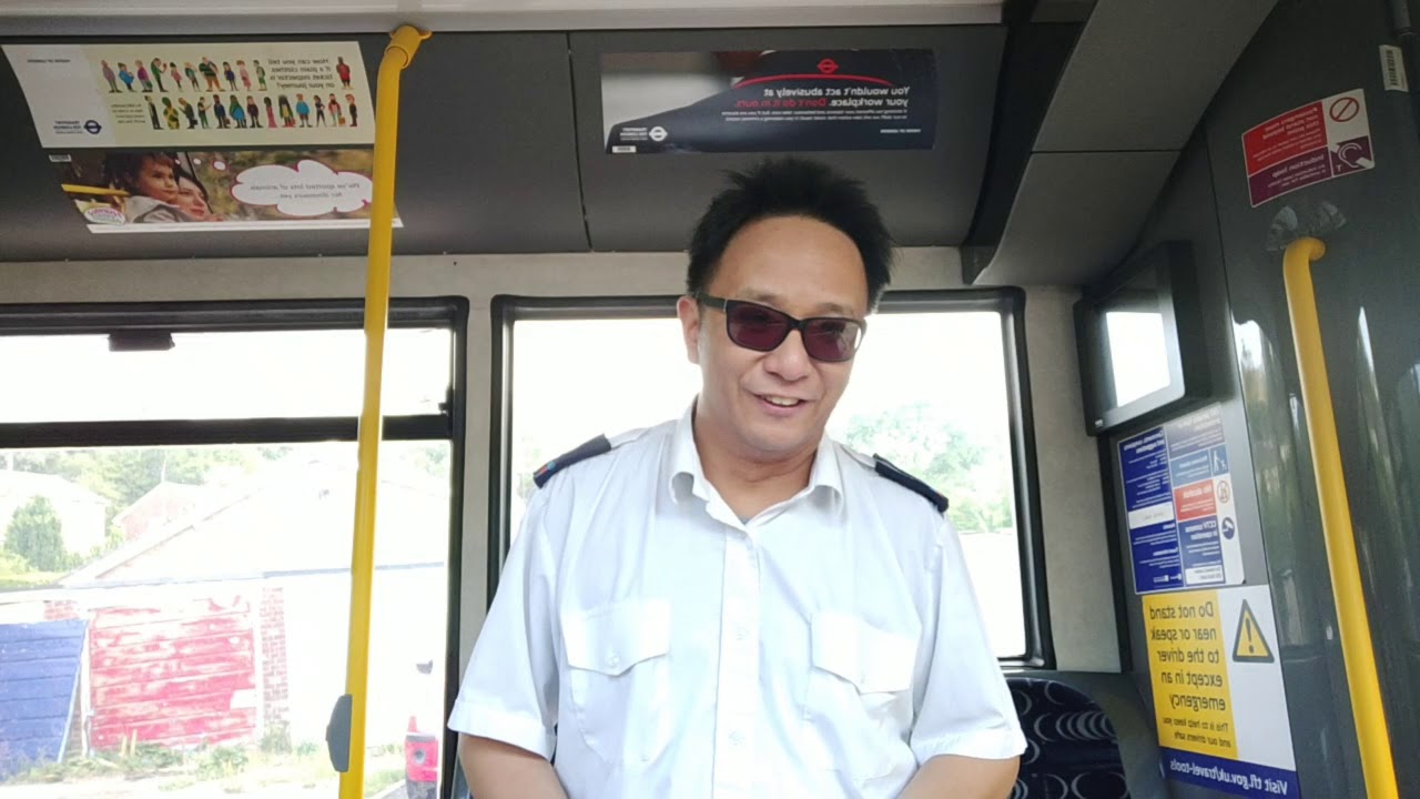 How to become a London bus driver Chapter 2 怎樣才可以當上倫敦巴士司機 第二集 - YouTube