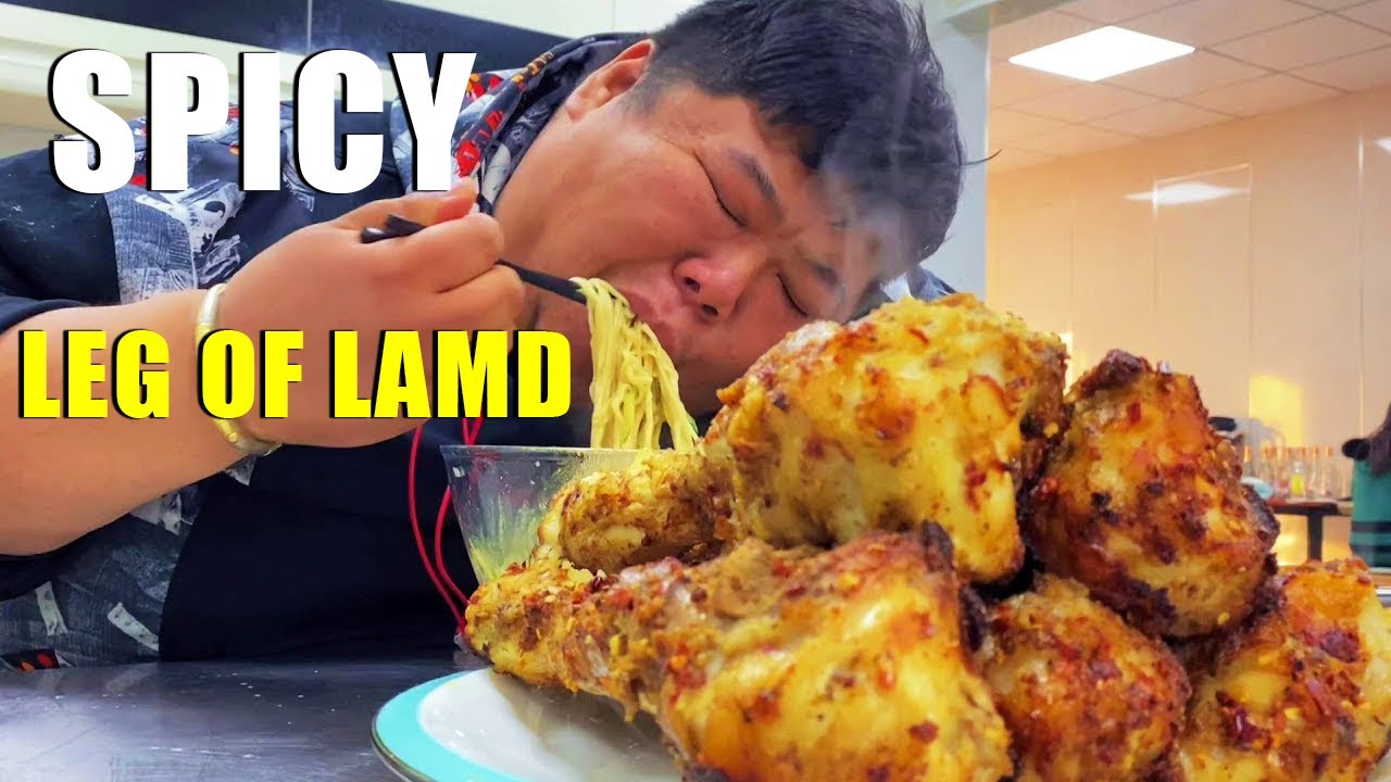 back to work, fat brother made 6 pieces of roasted lamb leg, and a ...