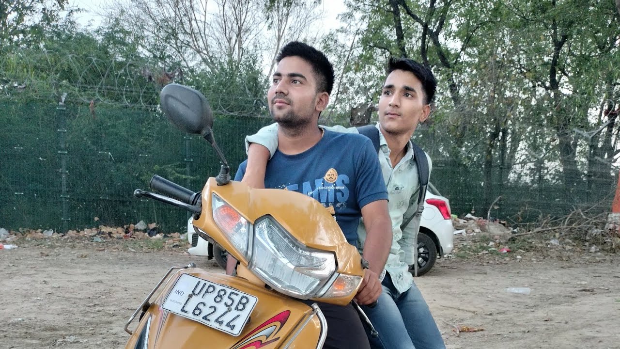 singer brothers on bike.... - YouTube