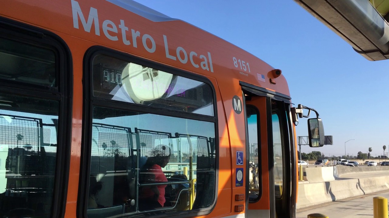 LACMTA Silver Line 2008-10 NABI Metro 45C "Compobus" CNG 8151 on Route ...